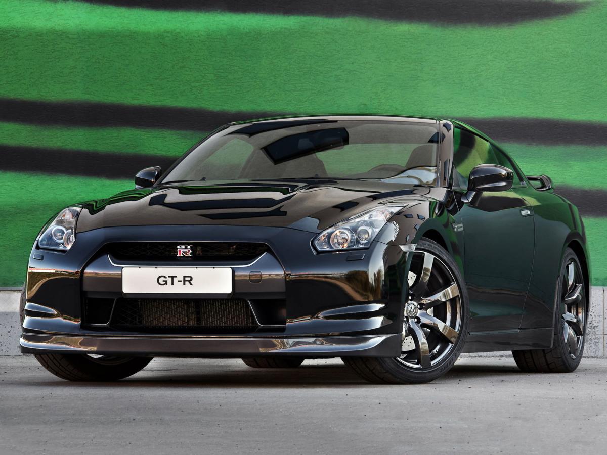 Nissan GT-R technical specifications and fuel economy